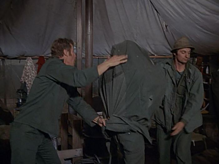 M*A*S*H – Pilot EpisodeReggie's Take.com